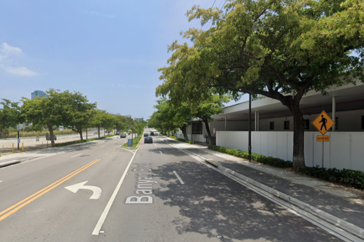 West Palm Beach Police Investigate Early Morning Stabbing of Two