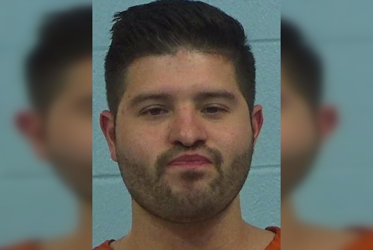 Williamson County Corrections Officer Suspended and Charged with