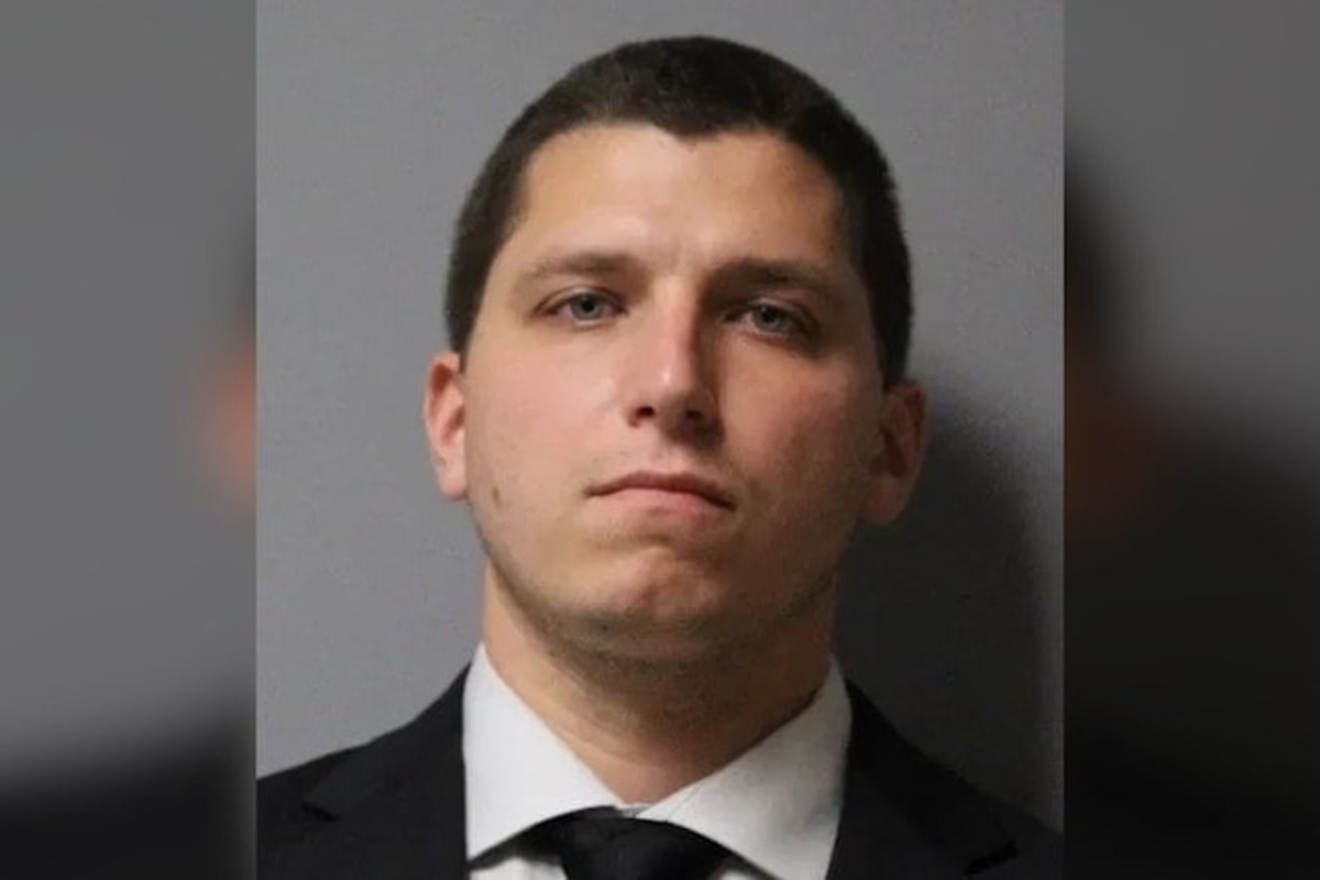 Austin Officer Indicted on Murder May Avoid Trial Through Deal to