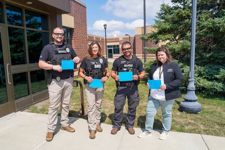 Burnsville, Minnesota Launches Blue Envelope Program to Aid Police