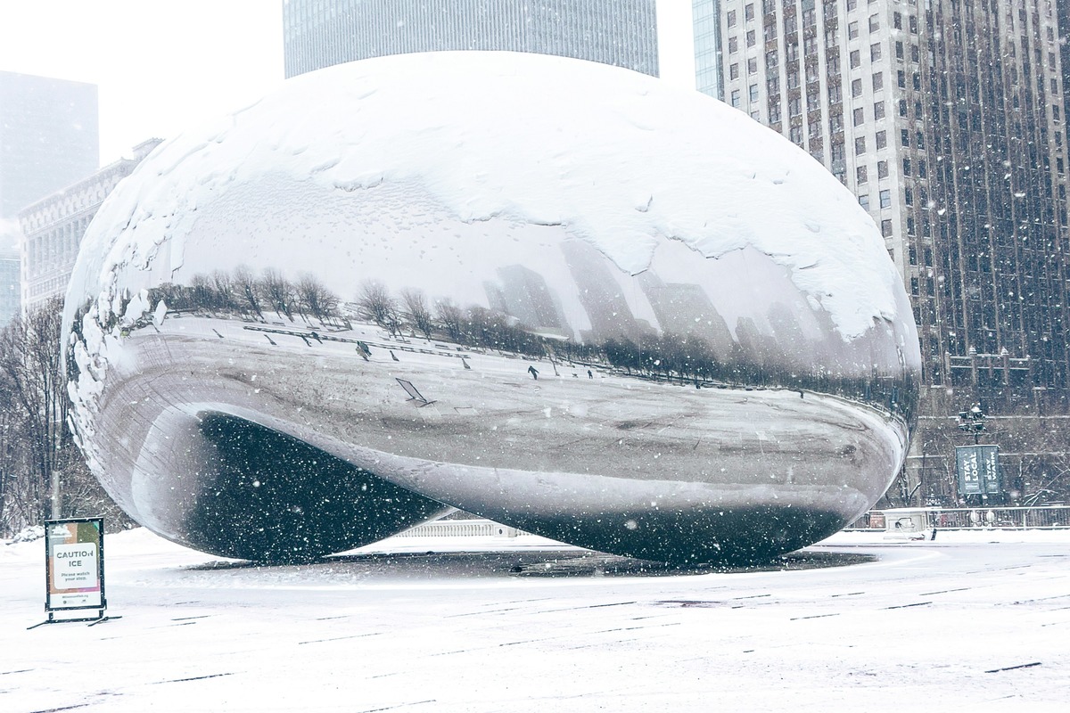 Chicago Braces for Heavy Snowfall, Winter Storm Watch and Warning in