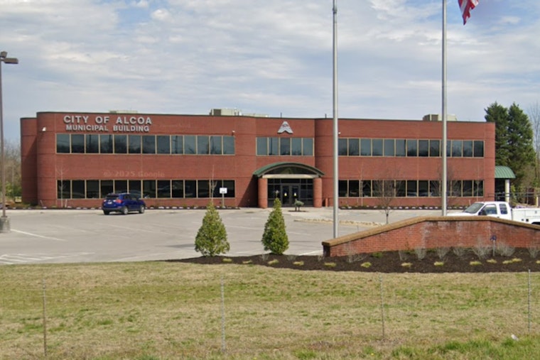 City of Alcoa, TN Invites Bids for Municipal Building Window Resealing