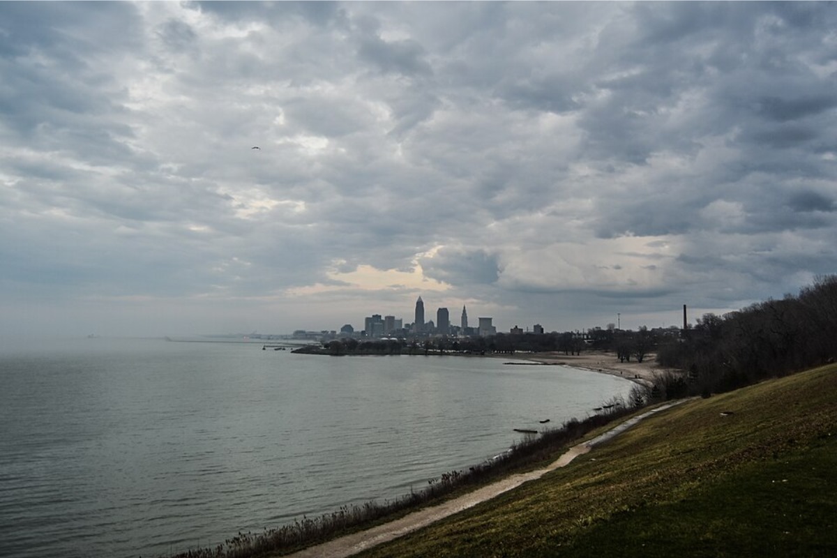 Cleveland Braces for Mixed Weather: Rain, Thunder, and Potential Lake