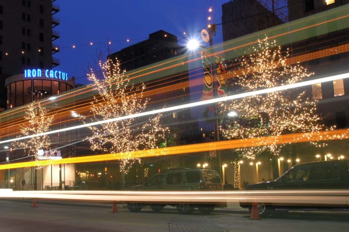 Dallas Romeo Freezes Downtown Sky With Flashy Drone Proposal