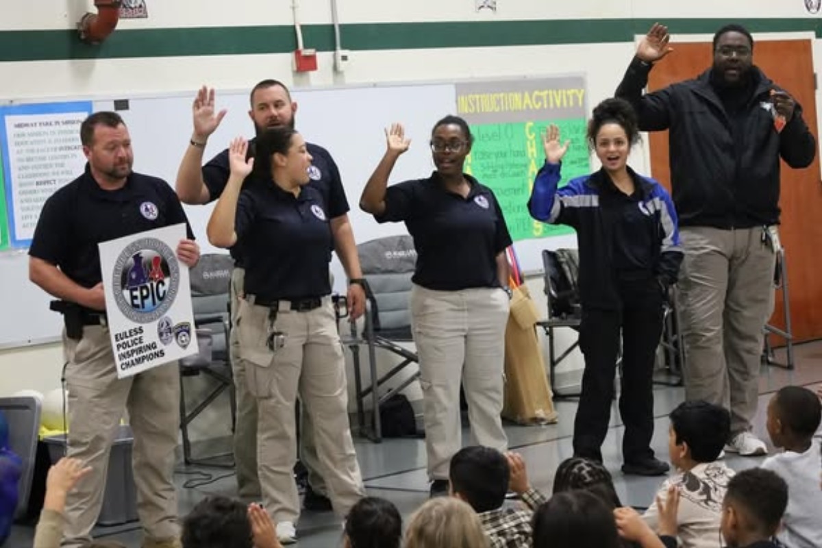 Euless Police Engage with Students through EPIC Program to Forge