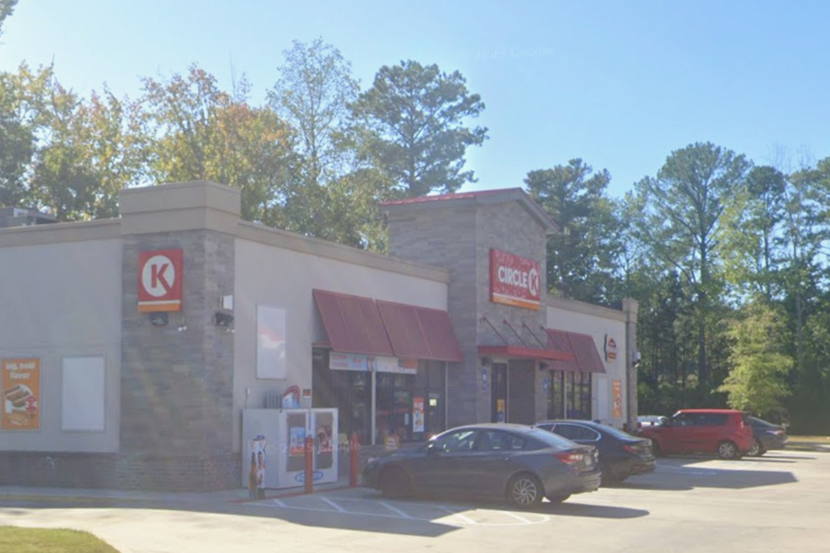 Fatal Shooting at Lithonia Gas Station Linked to Attempted Robbery, No