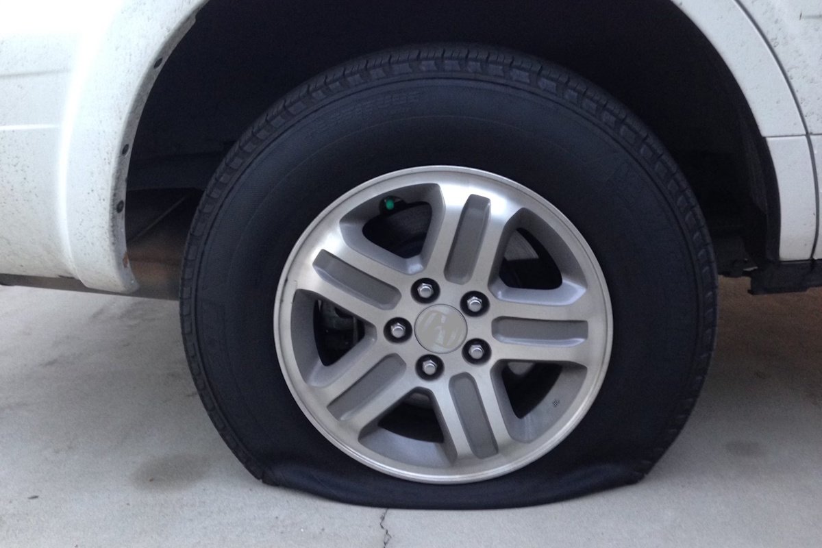 Flat Tire Foils Alleged Bay Area Theft Crew — 4 Oakland Men Busted in