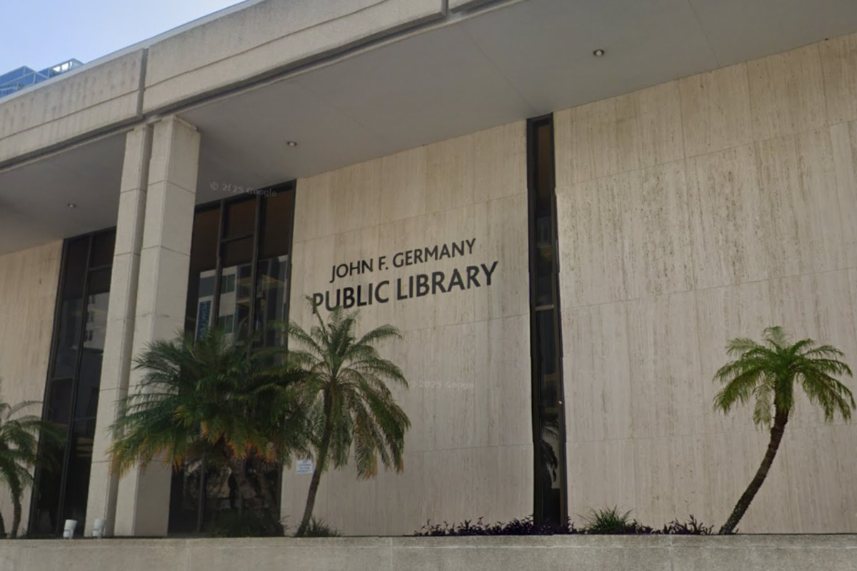 Hillsborough County Libraries Welcome December with Free Holiday