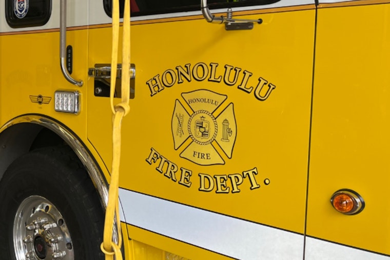 Honolulu Fire Department Rapidly Extinguishes Aliamanu House Fire in