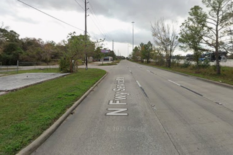 Houston Tragedy, Pedestrian Fatally Struck by METRO Bus on North