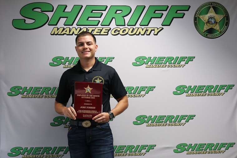 Inmate Crew Leader Hailed as Hero for Saving Crash Victim's Life on US