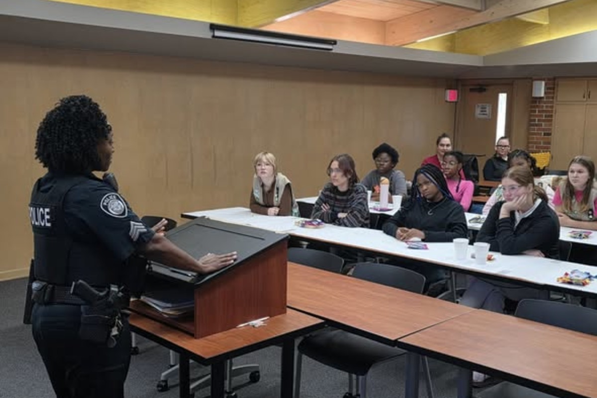 Jackson Police Department Hosts Girl Scouts to Showcase Women's Roles