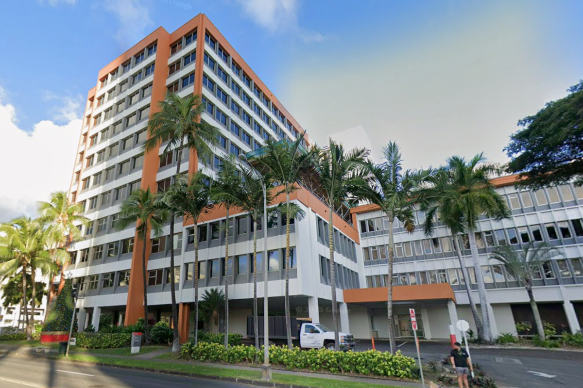 Kapiolani Hospital Showdown as Honolulu Strike Hits Week Four