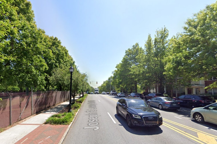 Man in Early Forties Shot on Joseph E. Lowery Boulevard SW in Atlanta,