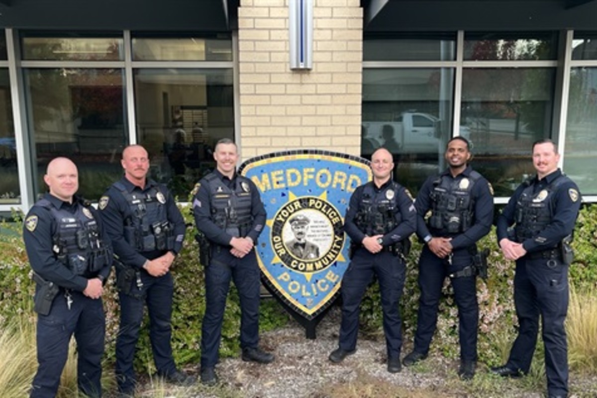 Medford Police Ditch Razors for "No Shave November" to Support Cancer