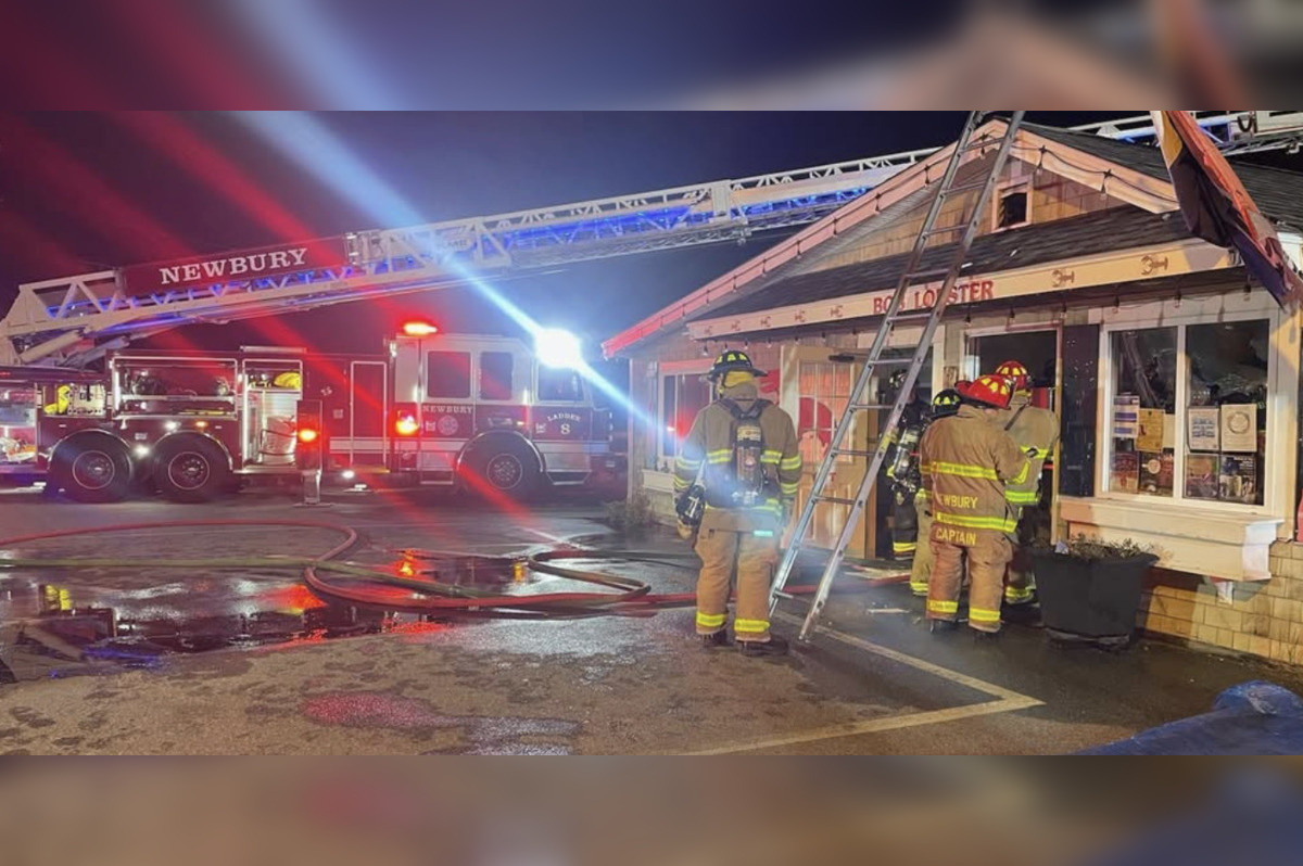 Newbury's Bob Lobster Swiftly Evacuated as Firefighters Quell Blaze,