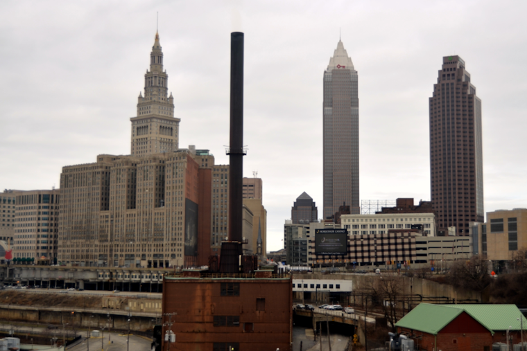 Ohio Braces for Chilly Turn: NWS Cleveland Forecasts Snow, Gusty