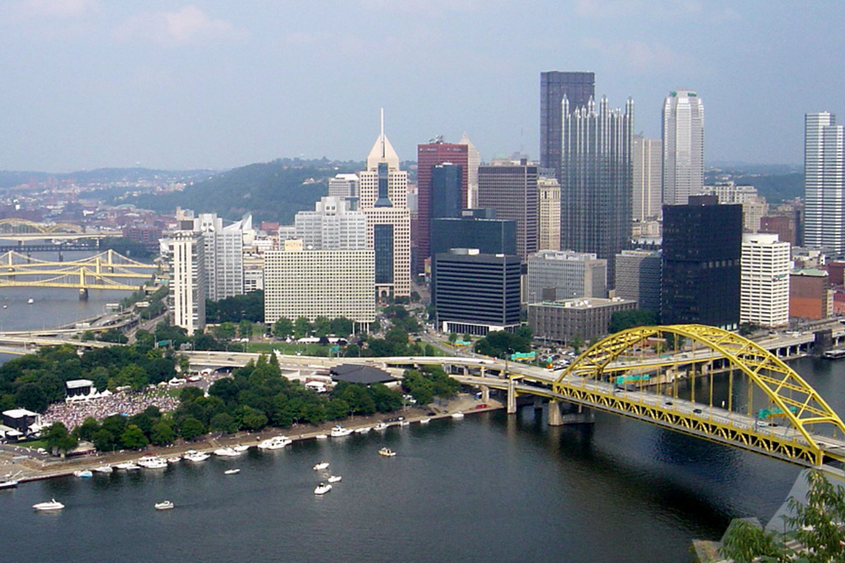 Pittsburgh Braces for Weather Whiplash: Rain, Gusty Winds, and