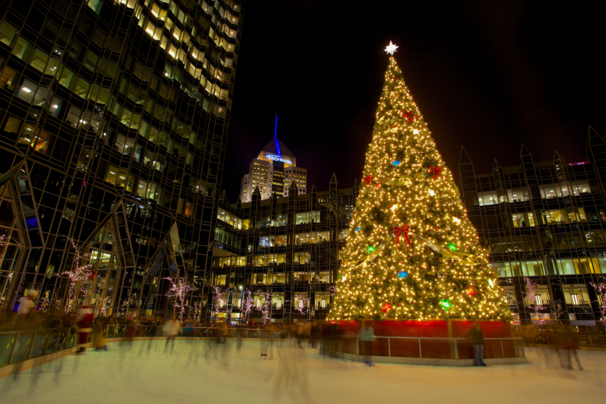 Pittsburgh Gears Up for Festive Display with 64th Highmark Light Up