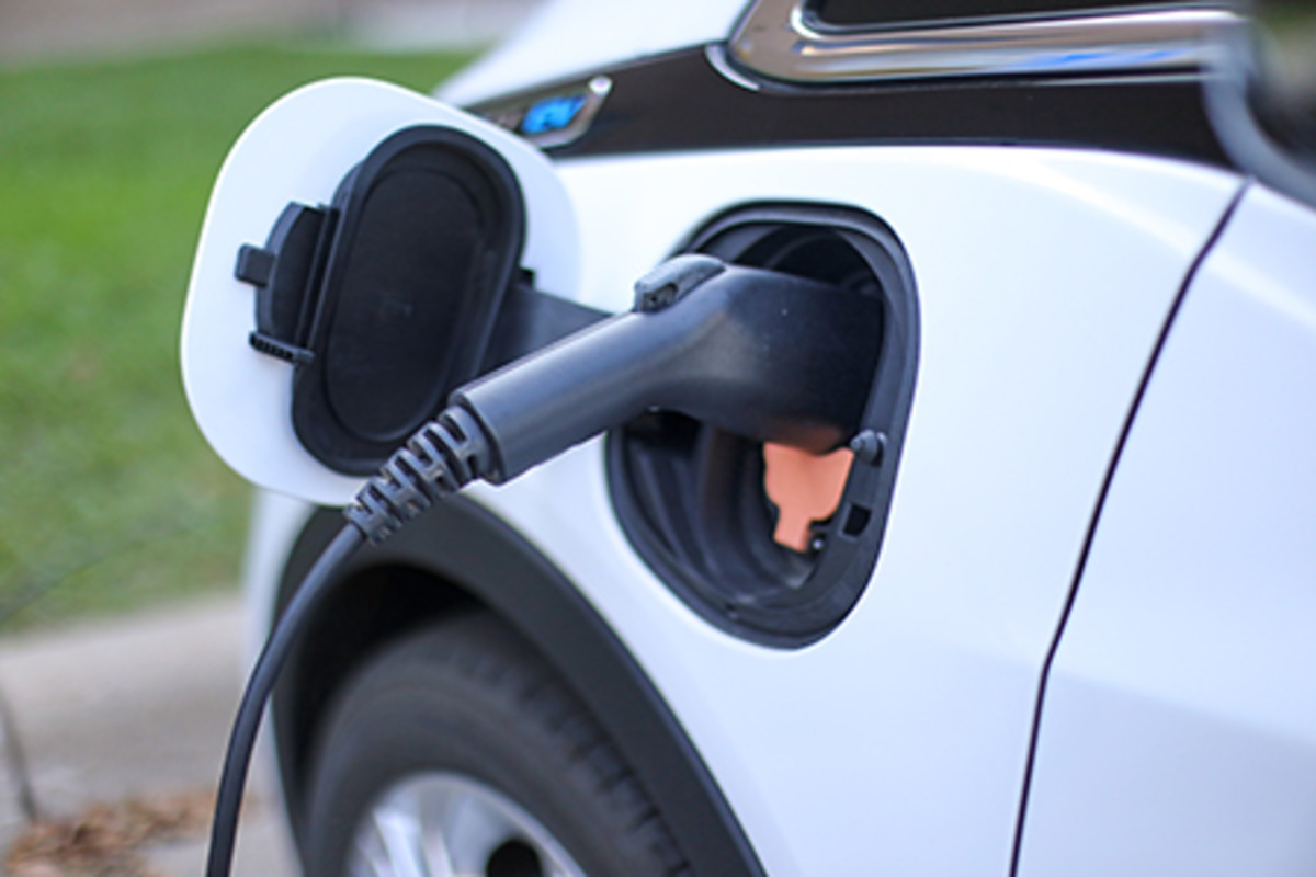 Plymouth's Carbon Solutions Group Offers Special EV Charging Rate to