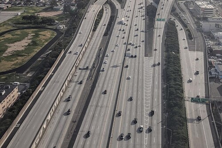 Prepare for Overnight 405 Freeway Lane Closures in Sepulveda Pass