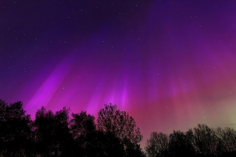 Rare Northern Lights Spectacle Illuminates St. Louis Skies Amid Severe