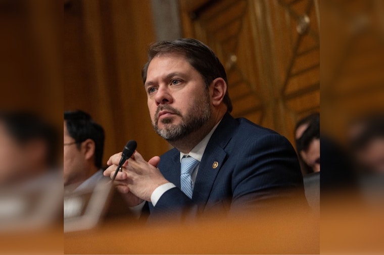Sen. Gallego Leads Bipartisan Senate Call for Swift Action on Head