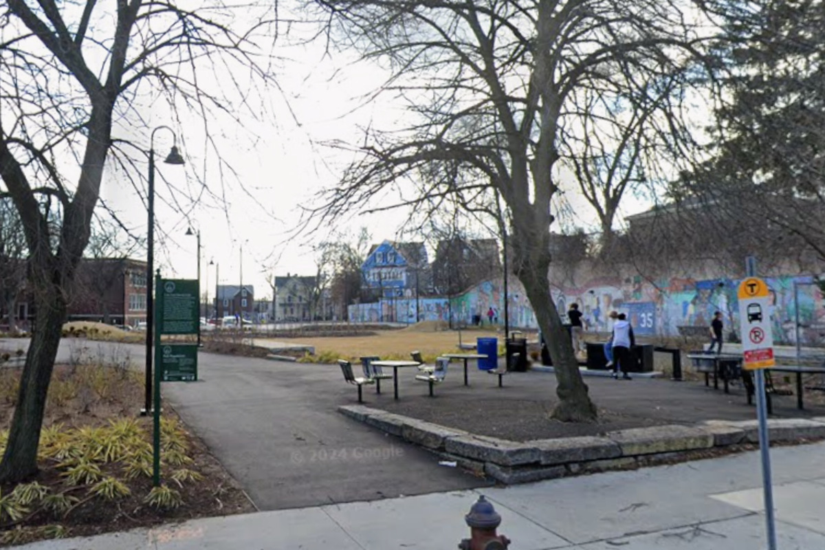 Somerville's Lou Ann David Park Debuts Anna Fubini's "Letters Rewoven"