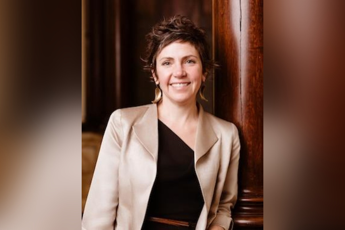 St. Louis Mayor Cara Spencer Launches 2025 Holiday Card Contest to