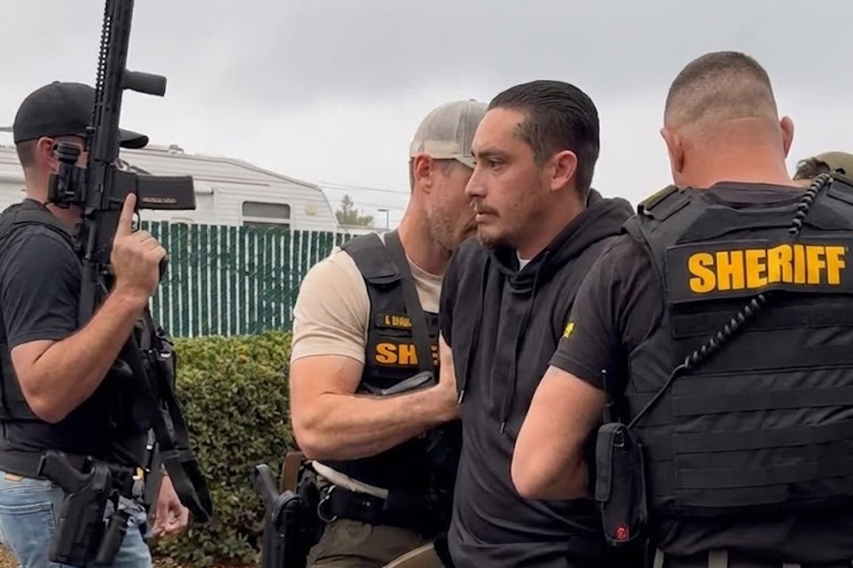 SWAT Descends on Two Suspects in Knife-Point Car Show Robbery in