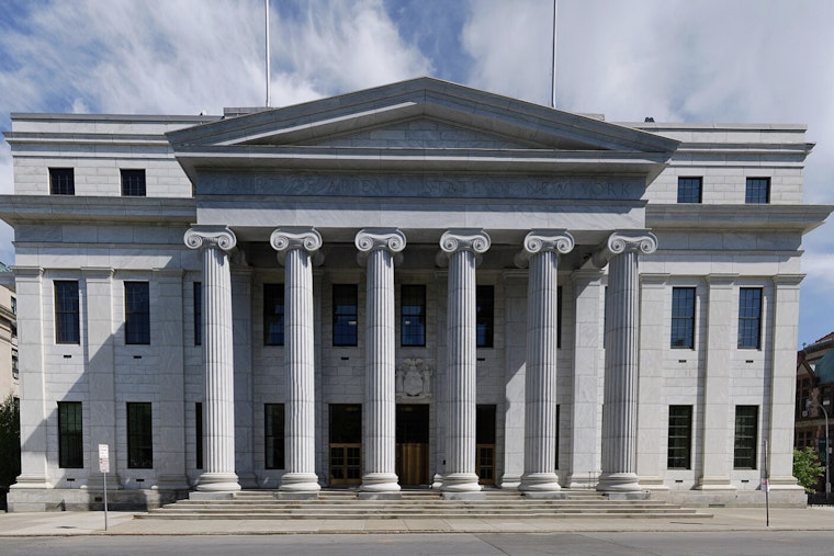 Trial Begins for Ex-NY Governors’ Aide Linda Sun and Husband Chris Hu