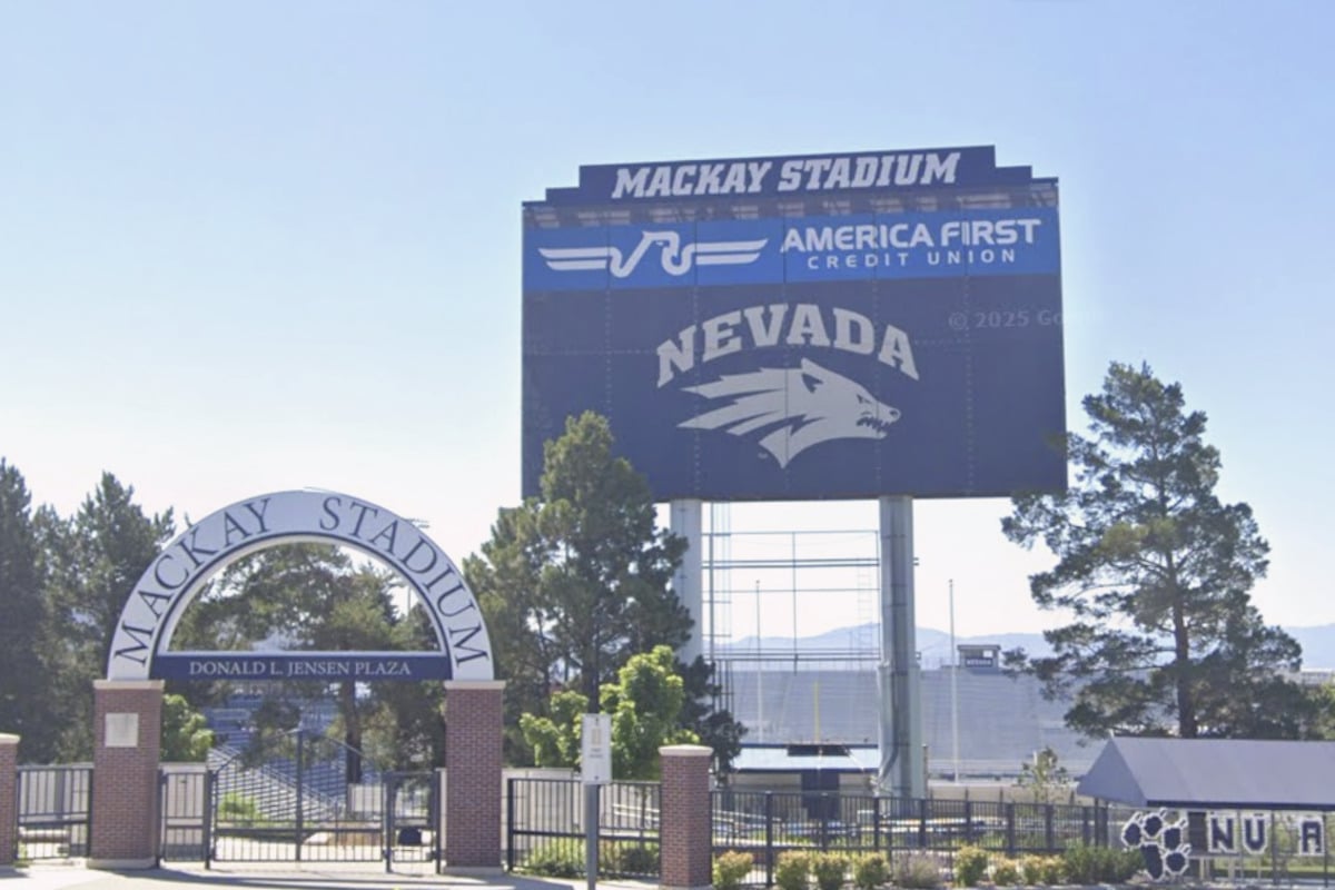 UNLV Rebels Triumph Over UNR Wolf Pack, Secure Mountain West Title