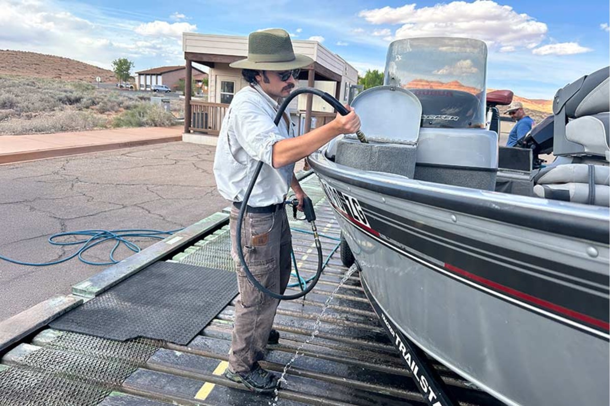 Utah Inspects Over 288K Boats in 2025 Season to Thwart Invasive