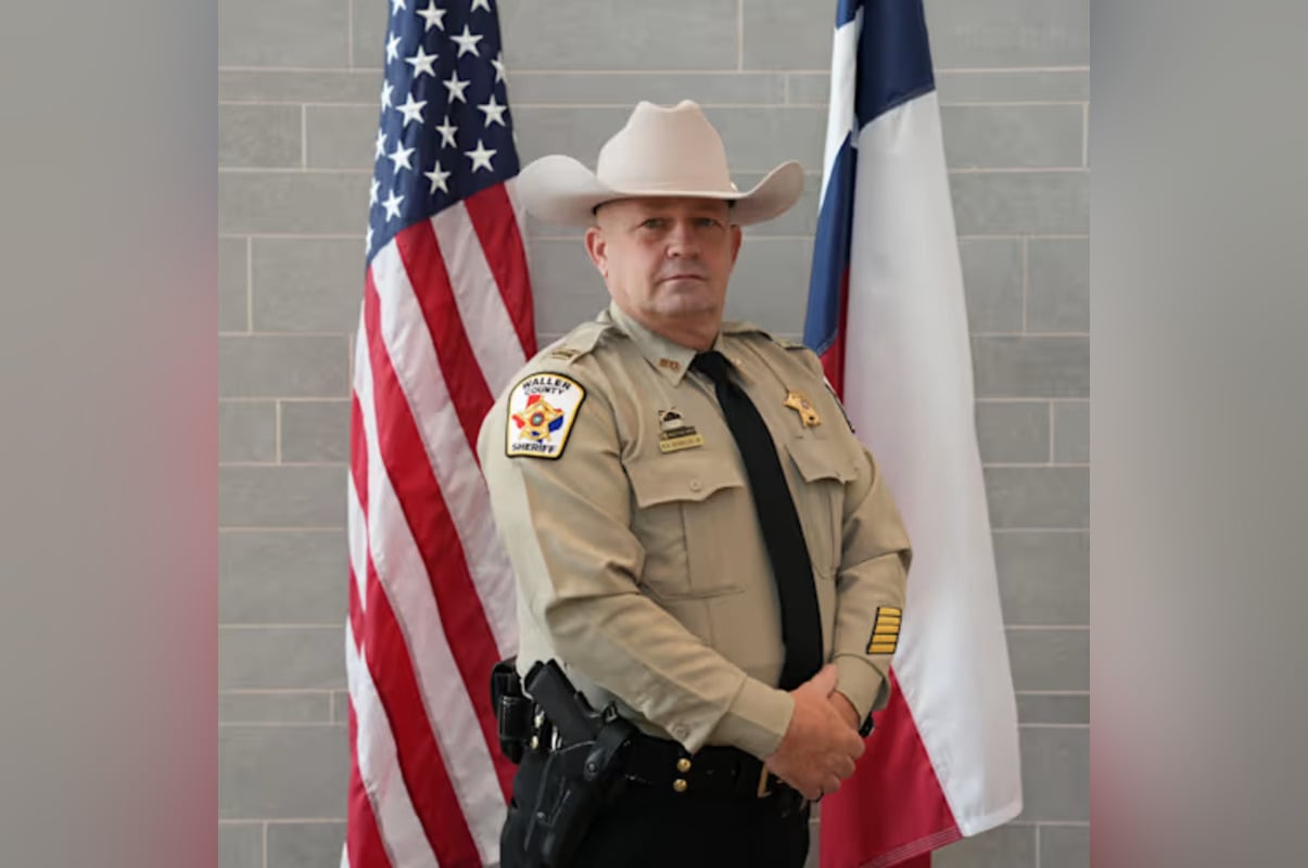 Waller County Chief Deputy Hospitalized With Multiple Injuries After