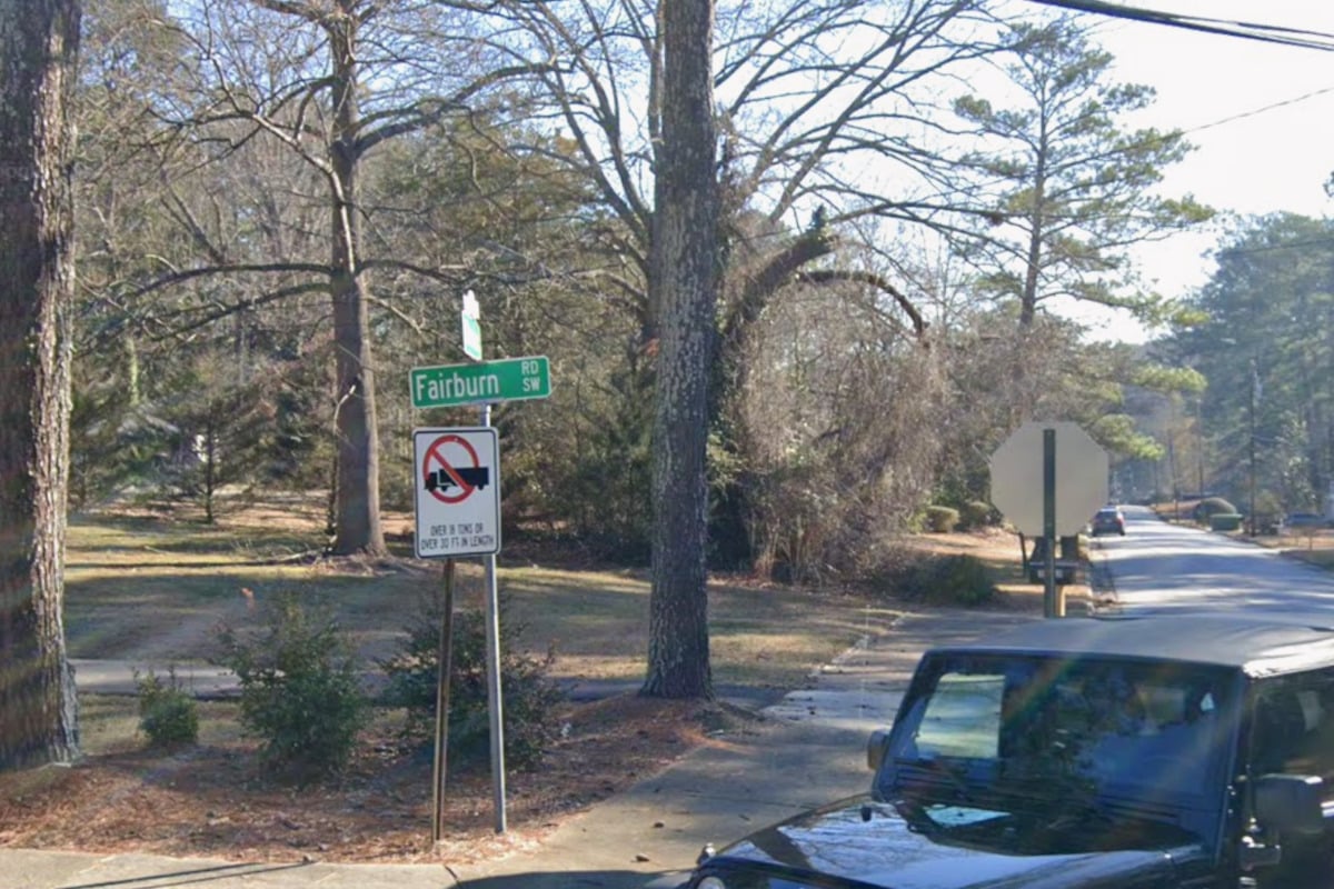 Atlanta Family Displaced After Carport Fire Engulfs Fairburn Road Home