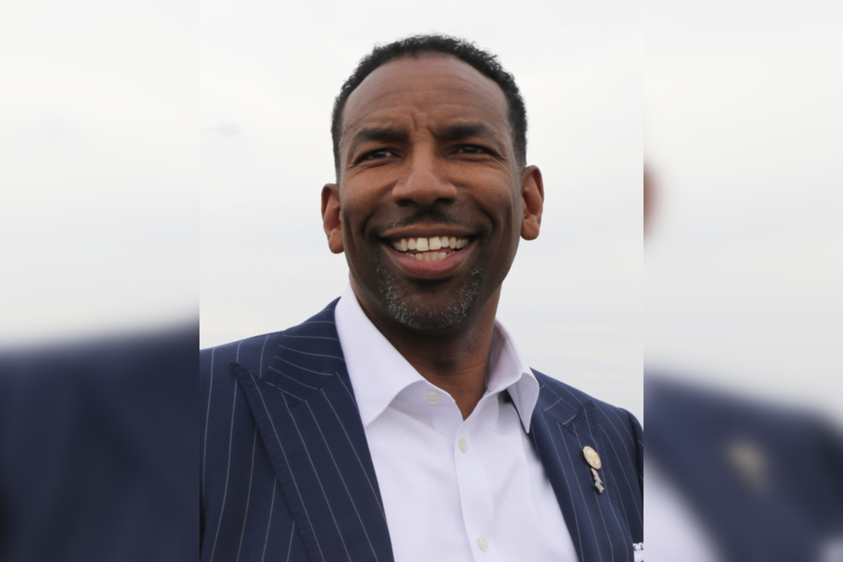 Atlanta Mayor Andre Dickens and Ciara Team Up to Combat Food
