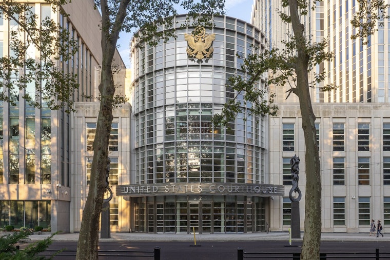 Brooklyn Bombshell as Ex-NY Aide Linda Sun Is Accused of Being a