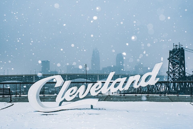 Cleveland Braces for Wintry Mix as NWS Forecasts Snow and Falling