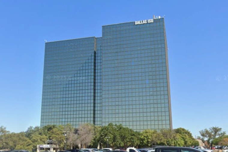 Dallas Seniors Snag 16 Full Rides, Crush College Costs