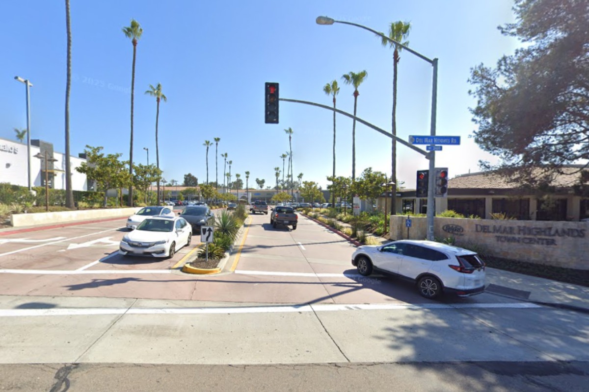 Del Mar Ralphs Booze Heist Ends In Brush Bust, One Suspect Still On