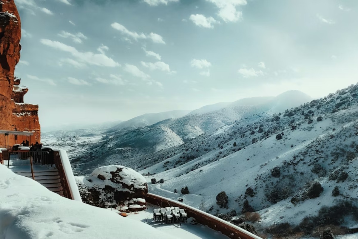 Denver Engulfed in Winter Chill as NWS Predicts Several Inches of