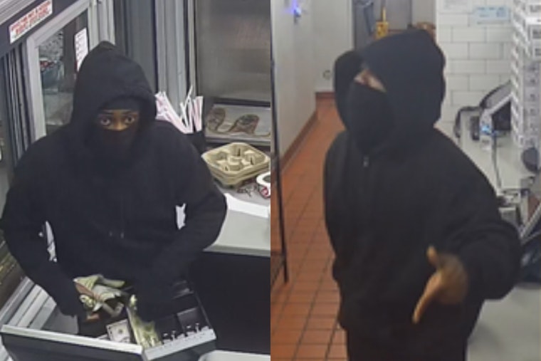 Detroit Police Seek Suspects in Late-Night Robbery of Restaurant