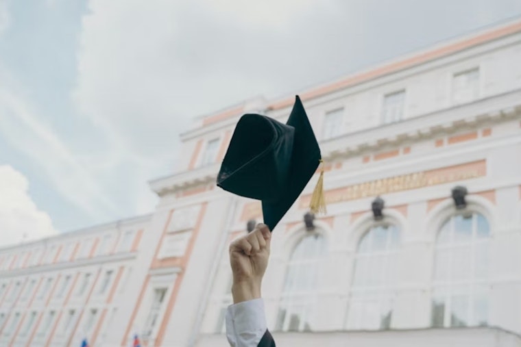 EPCC Celebrates Fall 2025 Commencement with Over 1,500 Graduates in El
