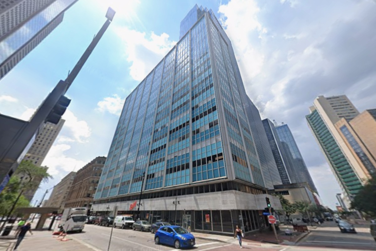 Foreclosed Downtown Dallas Tower Back on the Block for Big-Time
