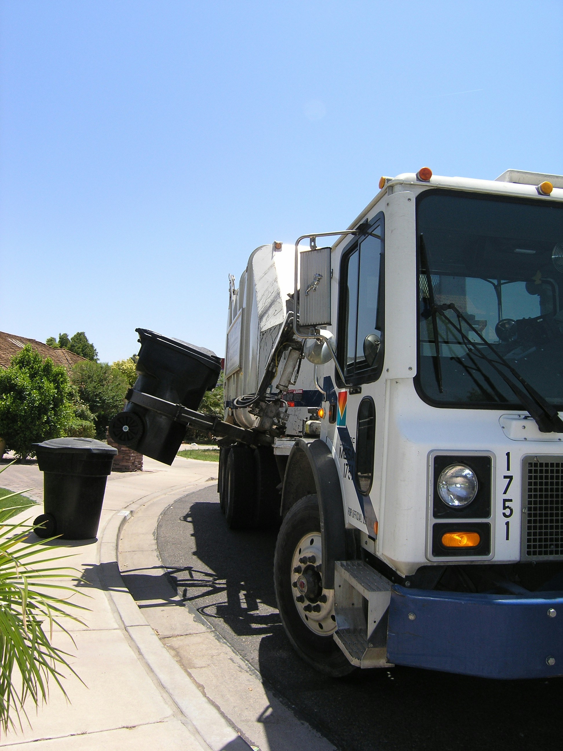 Oklahoma City Announces New Year's Trash Schedule: Normal Service for