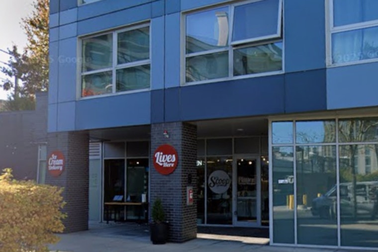 Late-Night Sundae Invasion In Alliance: Scoop N Scootery Bumps Fort