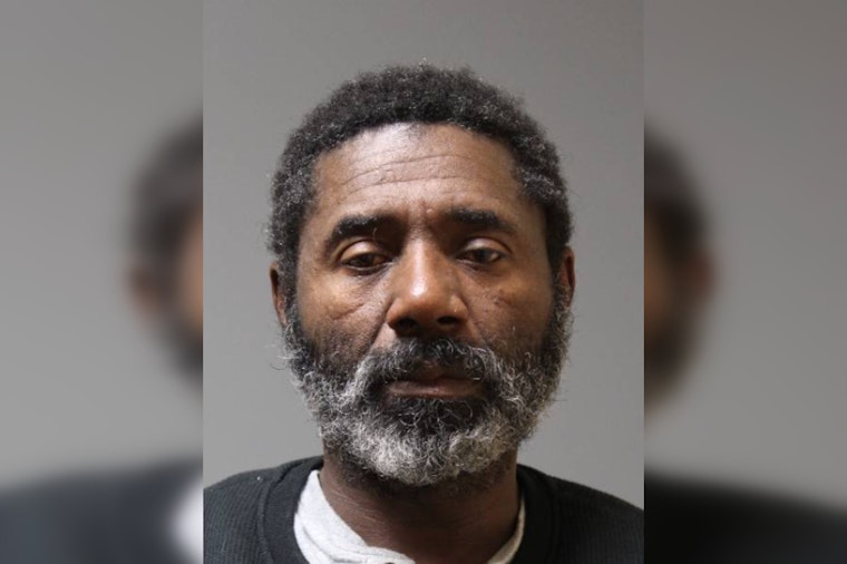 イカせ屋に何度もイカされる妻の痴態を覗き見る変態夫