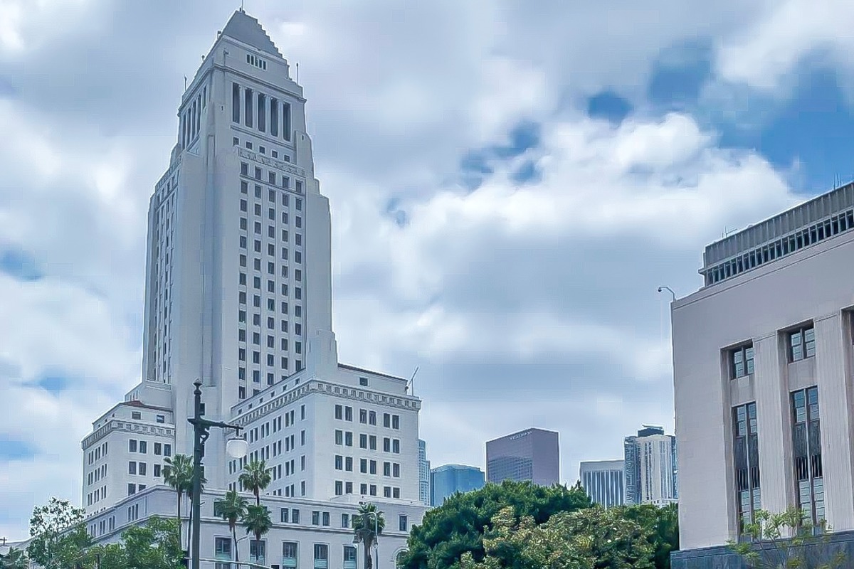 Los Angeles Weather Rollercoaster, Sunny Skies to Possible Showers as