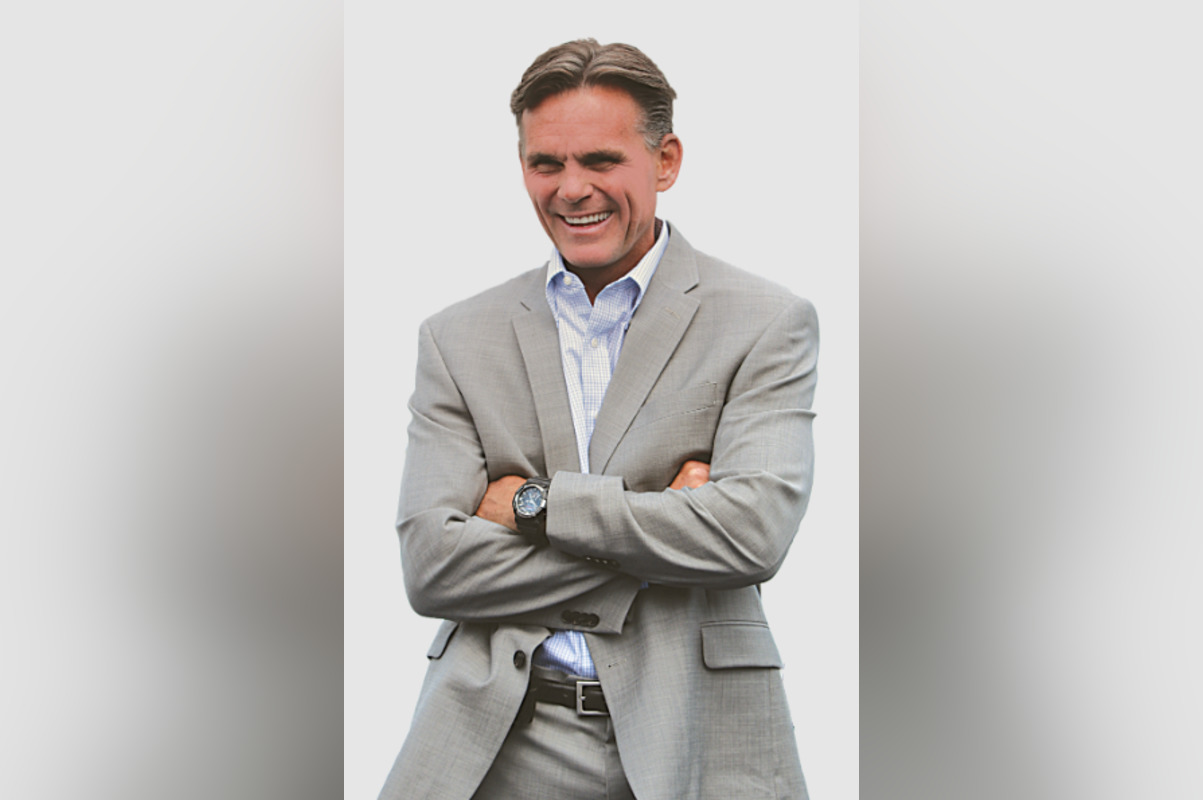 Macomb County Executive Mark A. Hackel Celebrates 15 Years of Progress