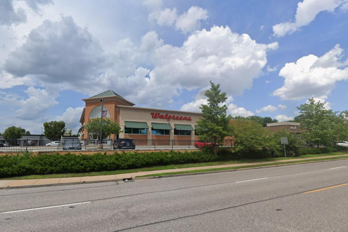 Man Fatally Shot After Firing at Officers at Maryland Heights